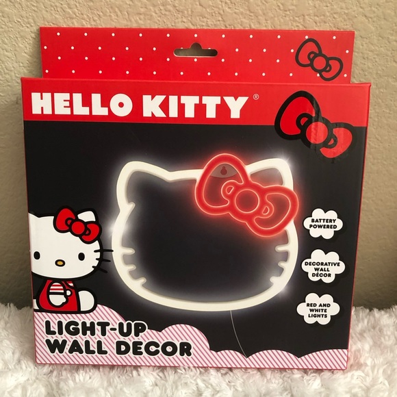 Hello Kitty | Accents | Hello Kitty Lightup Wall Decor New In Box ...